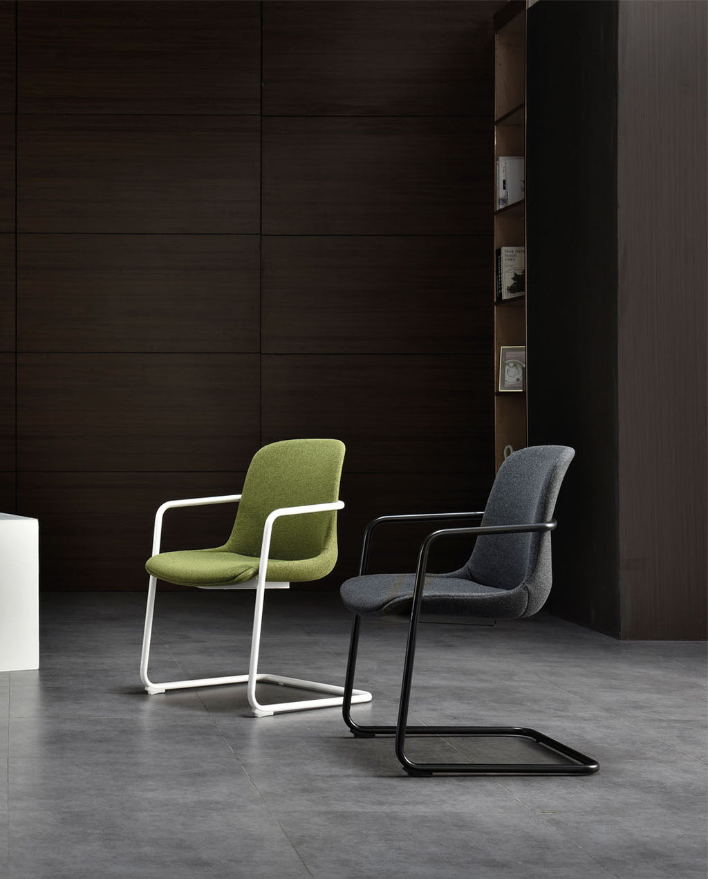 JASAKI - Designer Meeting Chair - D'Arte Haus | Singapore Office Furniture