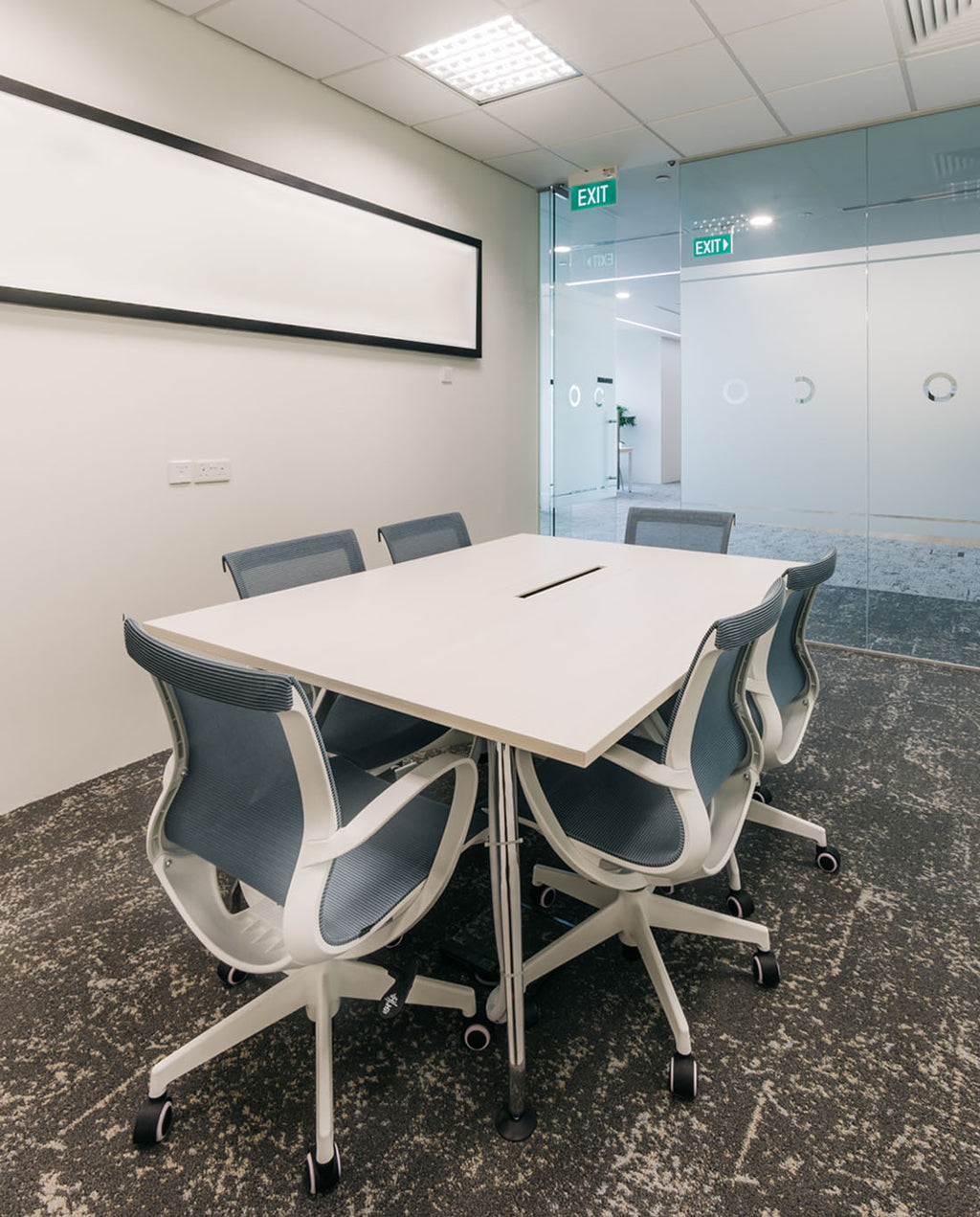 Xtra Meeting Table - D'Arte Haus | Singapore Office Furnitures